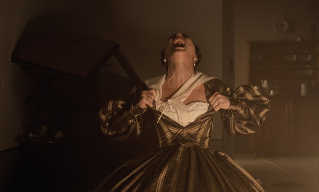 ‘Nosferatu’ – Interview with Costume Designer Linda Muir